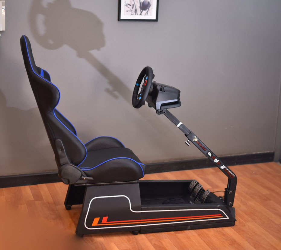 PLAYSEAT Racing wheel